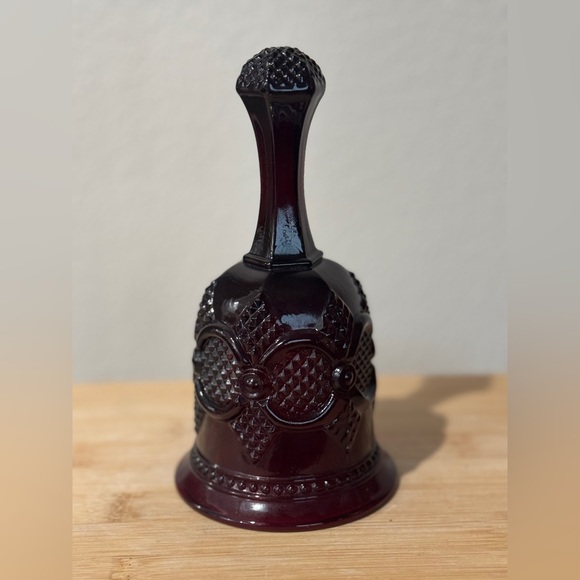 Avon | Accents | Vintage Avon 876 Cape Cod Collection Red Dinner Bell ...